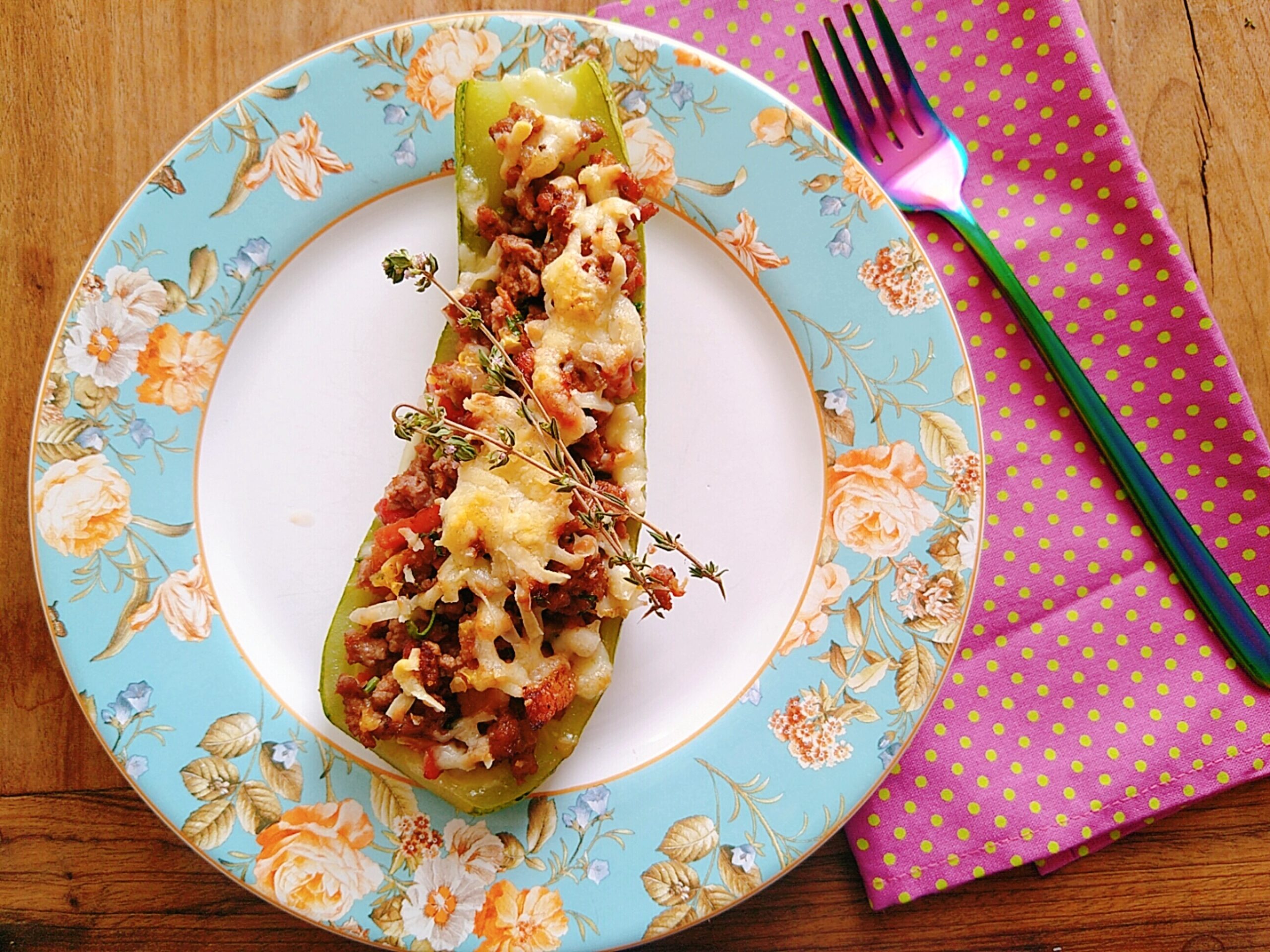 Abobrinha recheada fácil