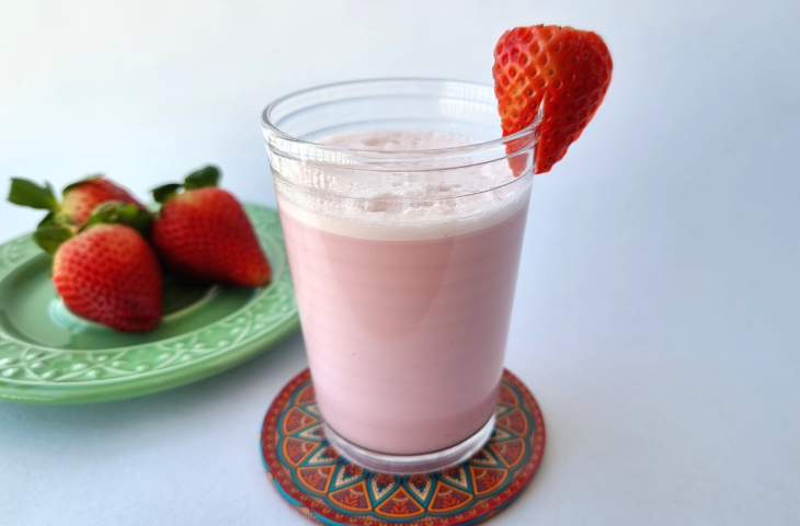 13 receitas de batida com vodka para animar o seu dia