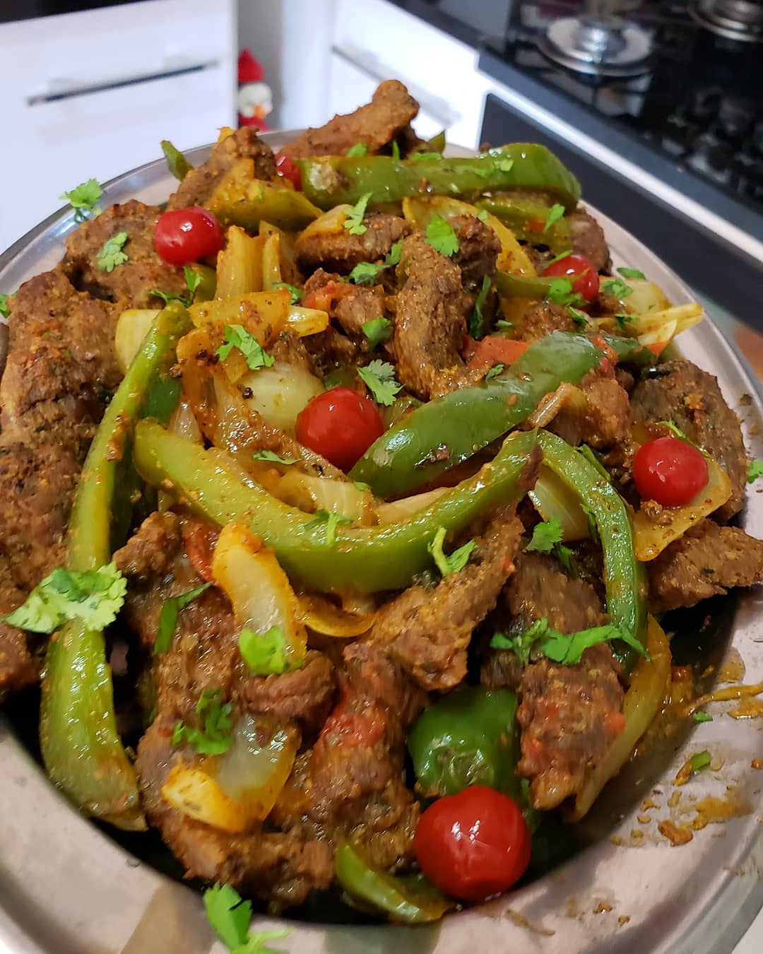 Bife acebolado com pimentão - Receiteria