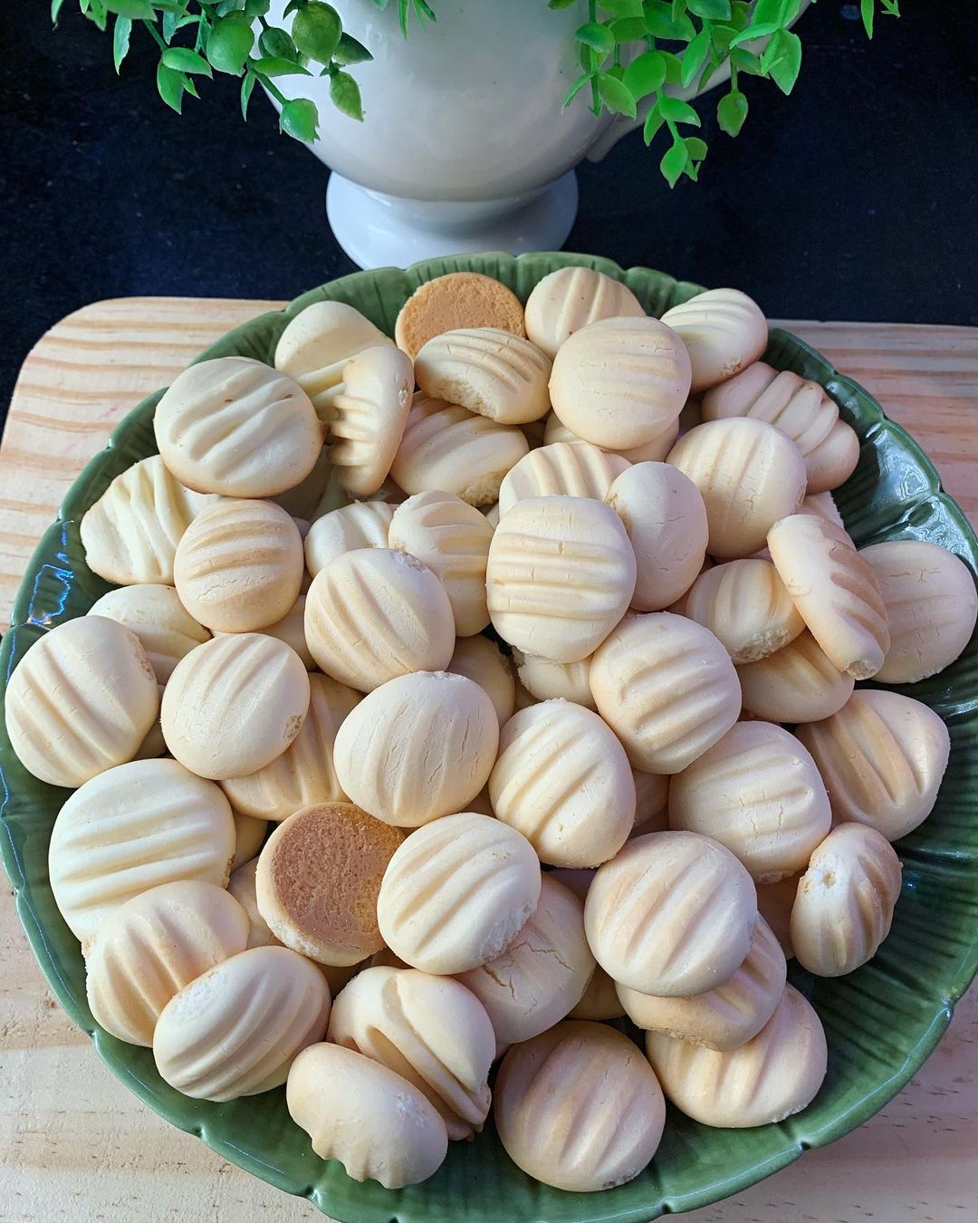 Biscoitos amanteigados simples