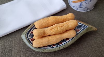 Biscoito de polvilho assado fácil e crocante