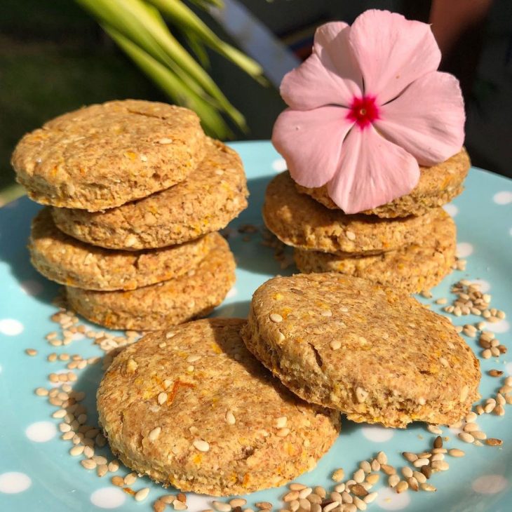 Biscoito integral salgado