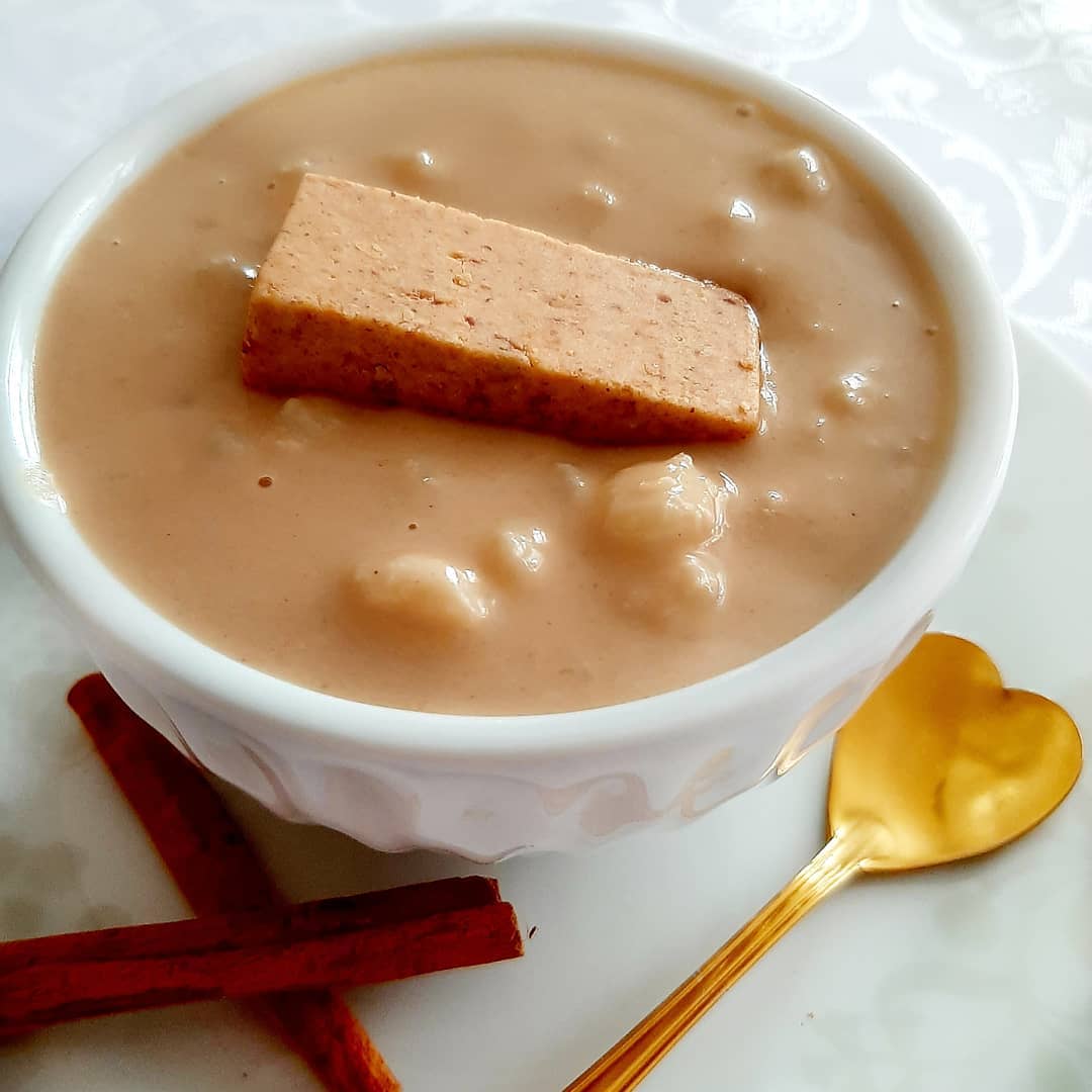 Canjica com doce de leite e coco - Receiteria