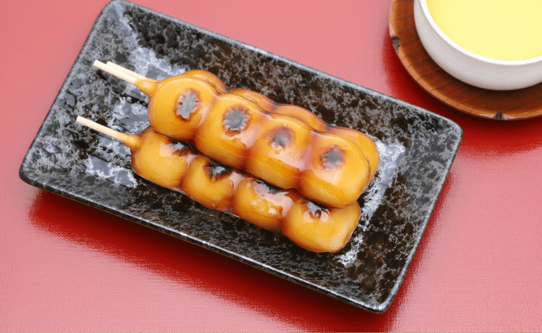 Como fazer dango para saborear o típico lanche de rua japonês – Mari ...