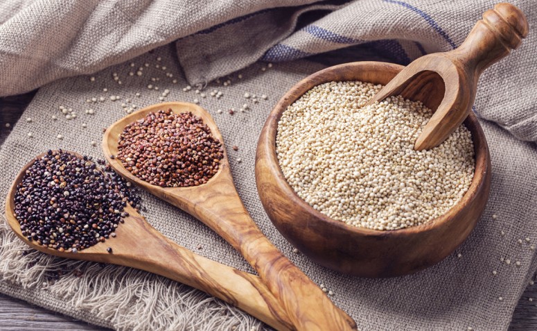 Como fazer quinoa: aprenda a preparar esta grão versátil e muito barato
