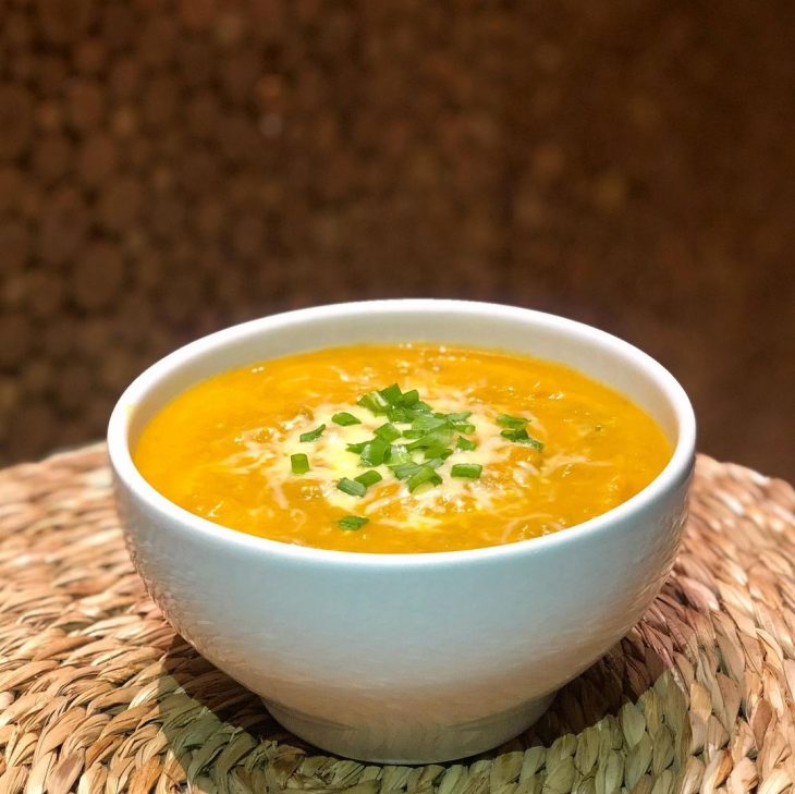 Creme de abóbora com carne moída Creme de abóbora com carne moída