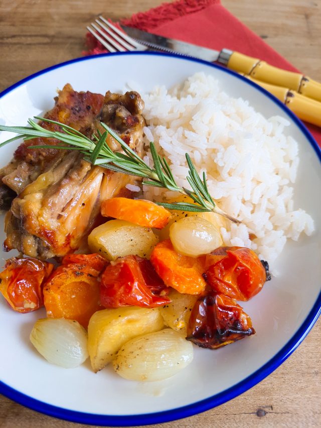 Frango assado com legumes