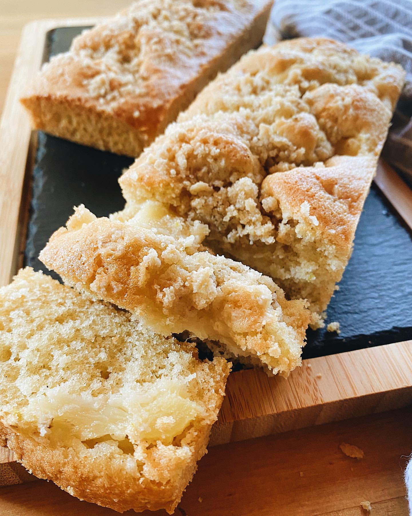 Cuca rápida de abacaxi - Receiteria