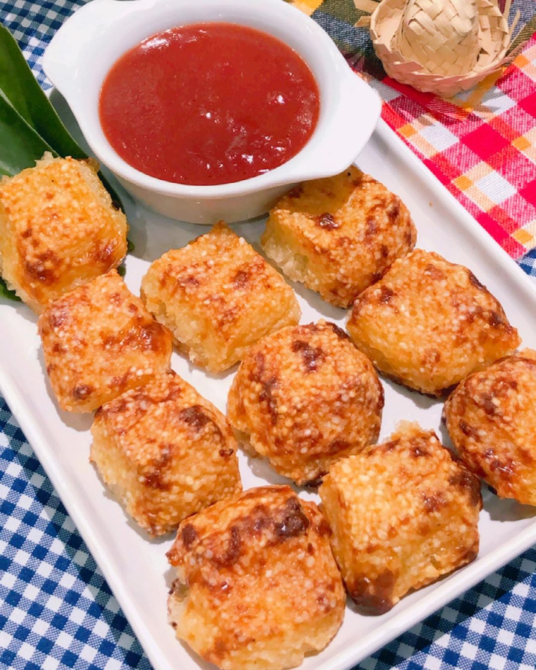 Dadinho de tapioca com geleia de goiaba - Receiteria