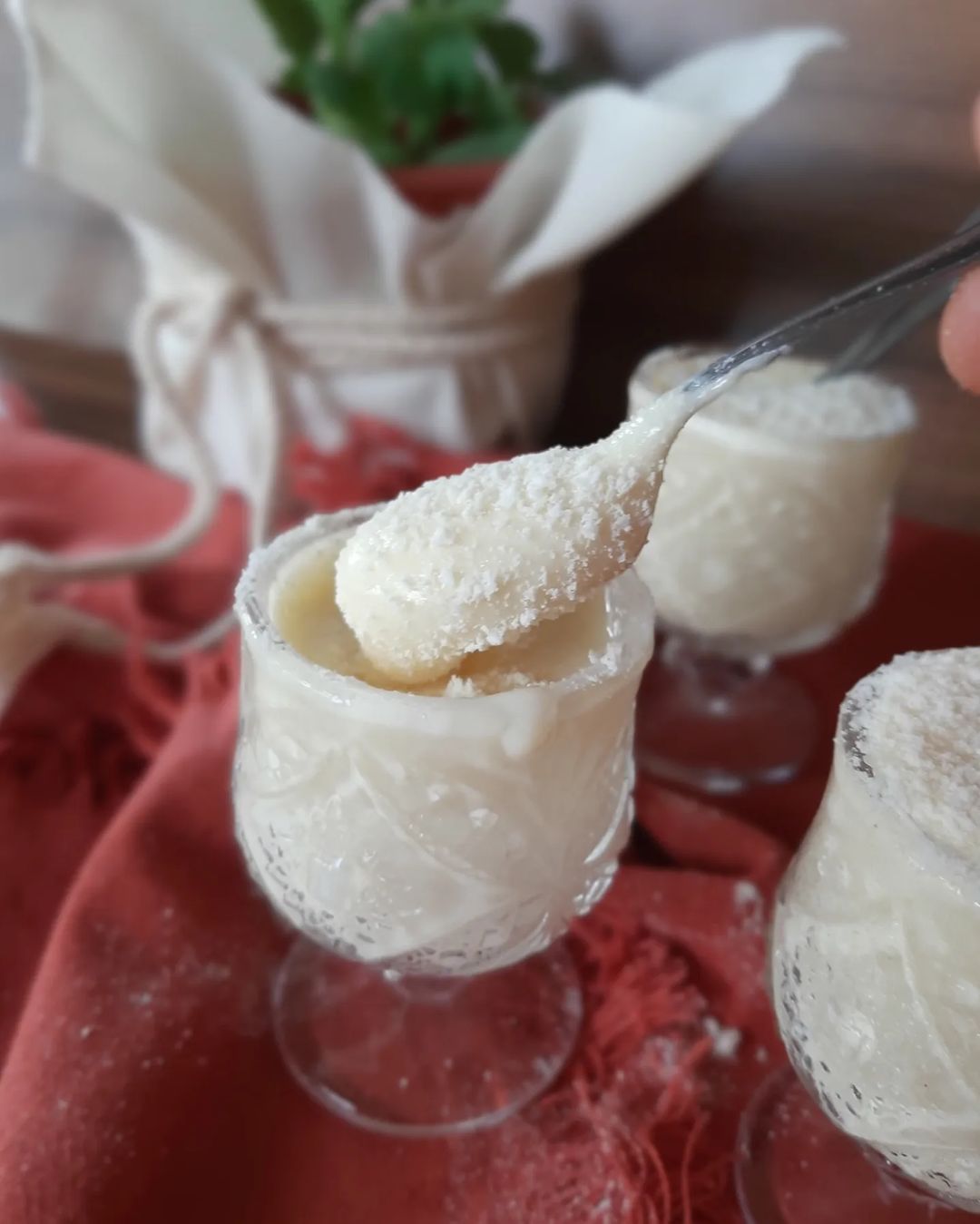 Doce de leite Ninho com colher - Receiteria