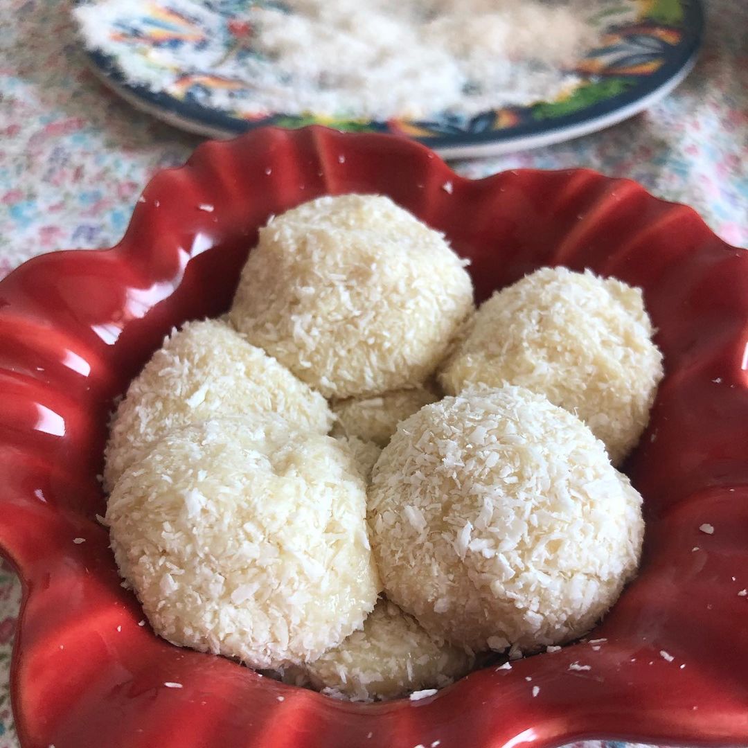 Docinho de Ninho com coco ralado - Receiteria