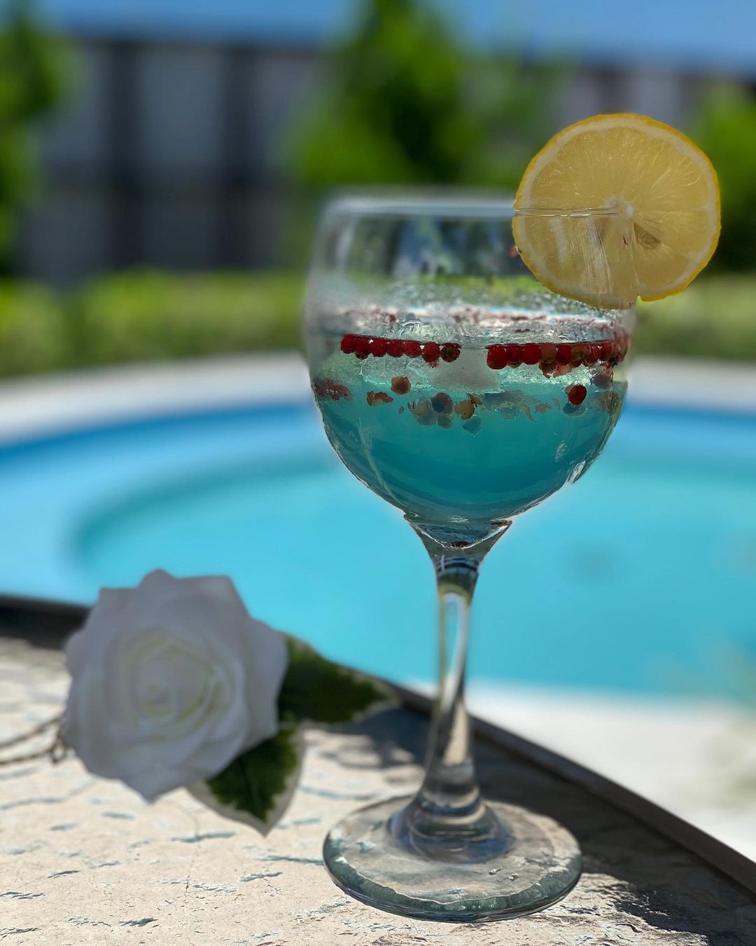 Drink azul com gin - Receiteria