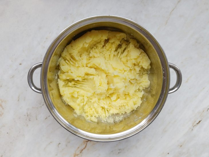 Escondidinho de carne seca com batata - Receiteria