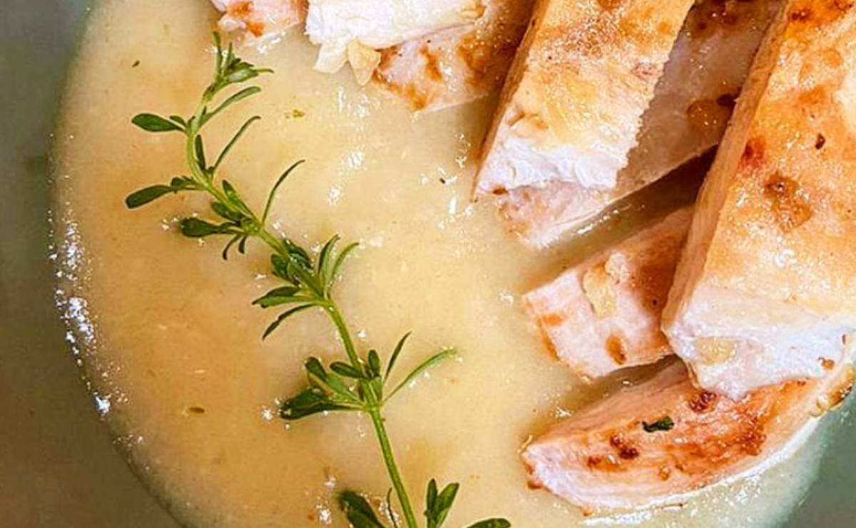 Filé de frango ao molho velouté - Receiteria