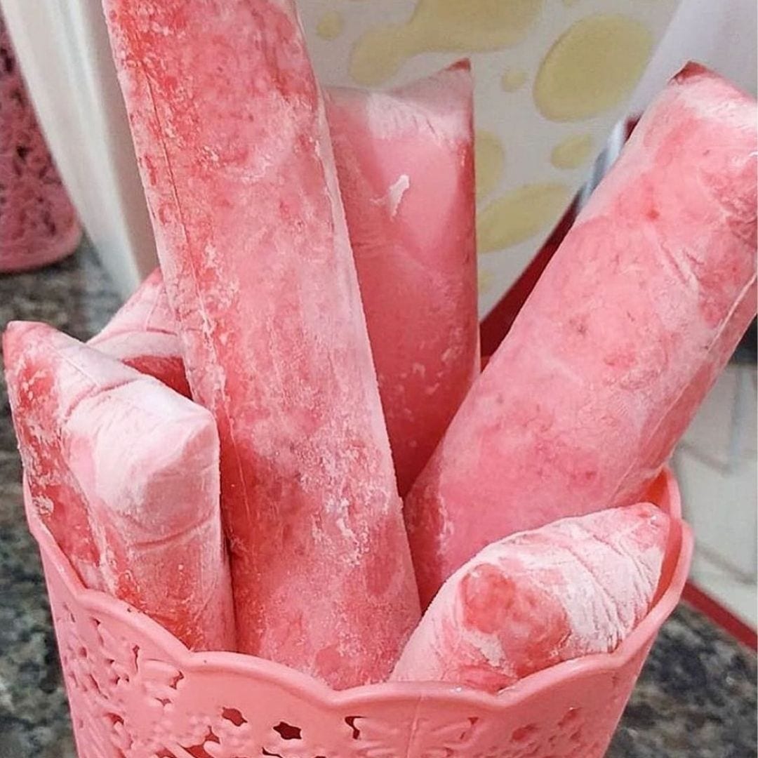 Geladinho cremoso de morango