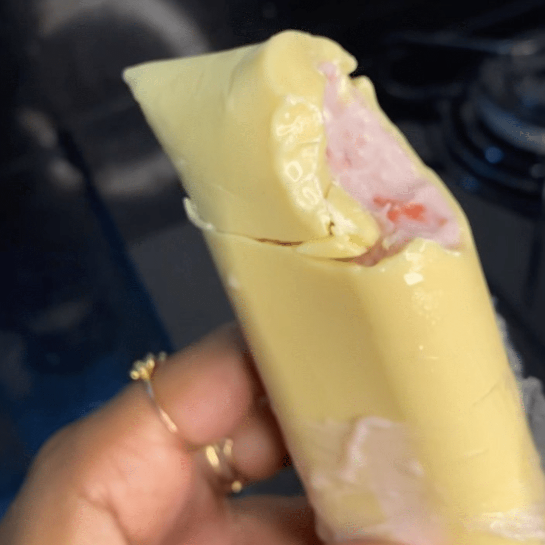 Geladinho de morango com chocolate branco - Receiteria