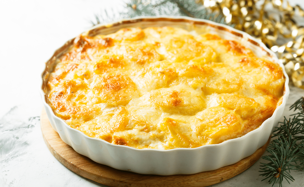 Gratinado de batata com frango desfiado - Receiteria