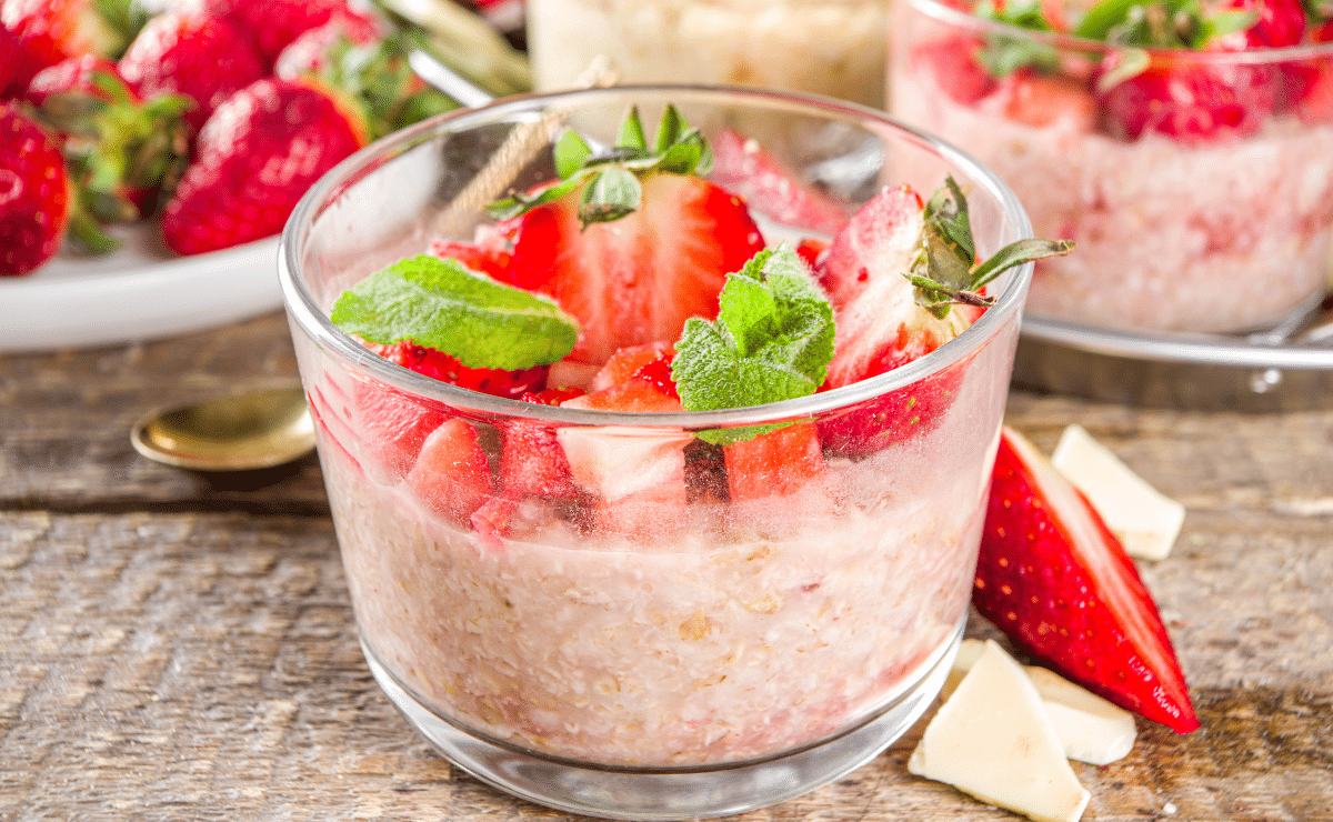 Overnight oats com morango