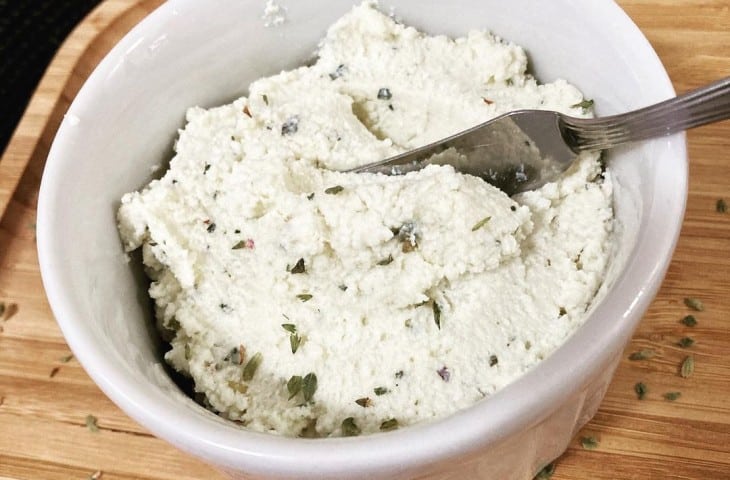 8 receitas de patê de ricota versáteis e deliciosas