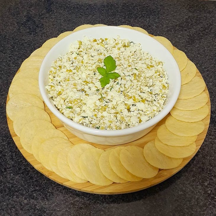 Patê de ricota com azeitona