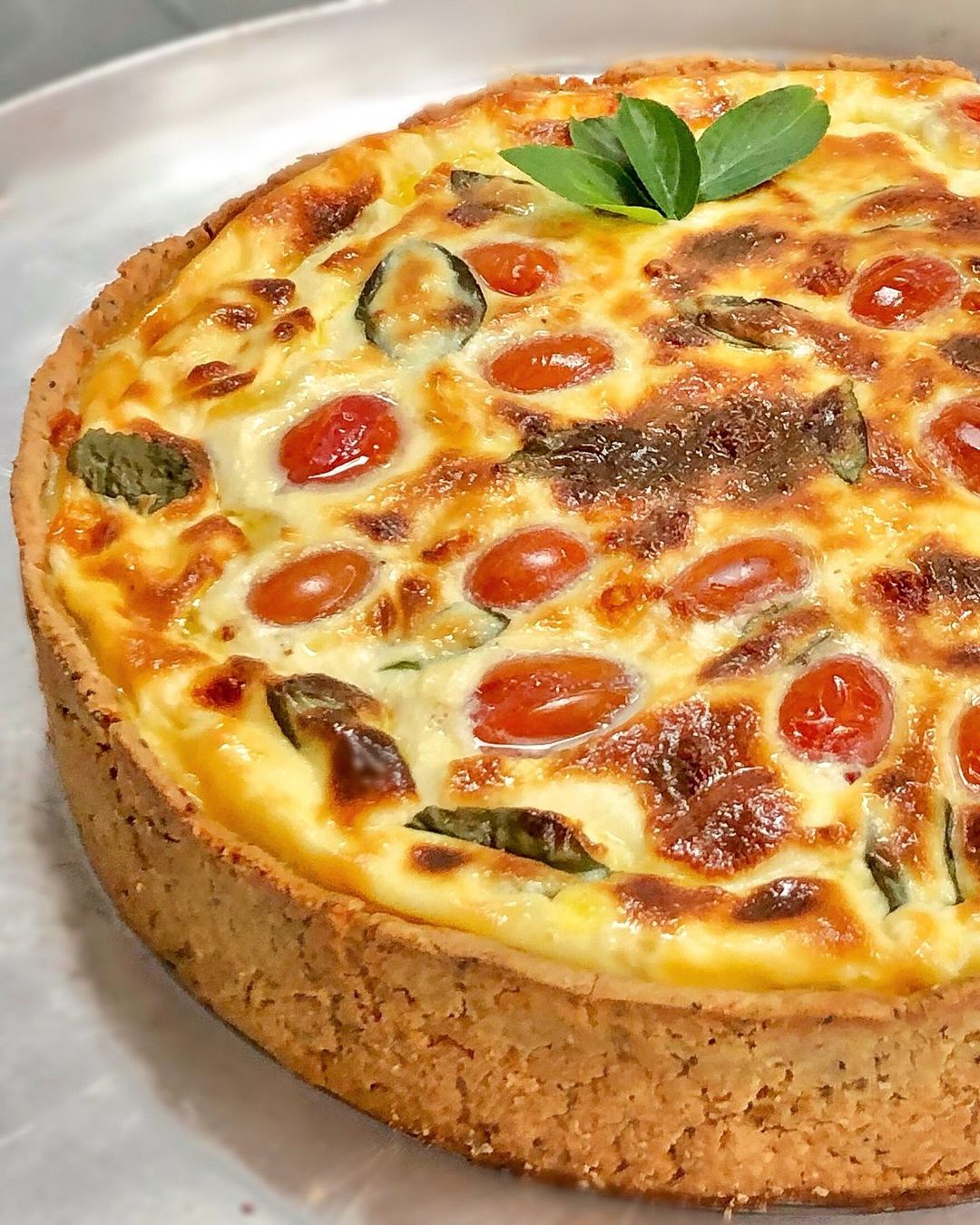 Quiche caprese low carb - Receiteria