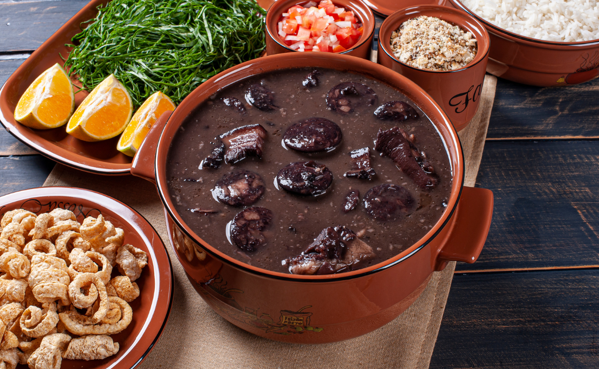 13 receitas de feijoada para receber seus amigos em casa
