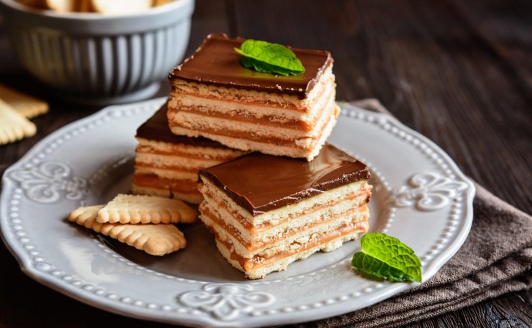 25 receitas com cream cracker que vão te fazer amar essa bolacha