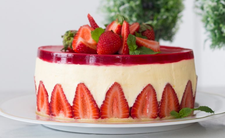 75 receitas com morango para aproveitar o sabor da fruta