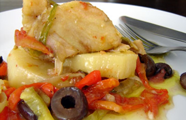 8 receitas de bacalhoada para se deliciar com a família reunida