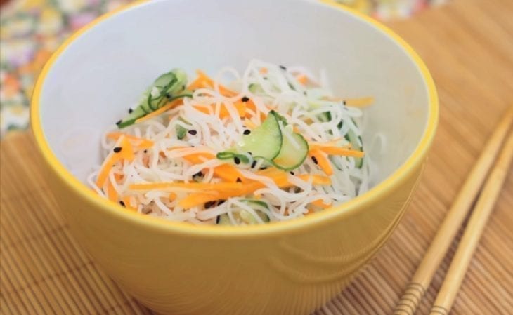 17 receitas de bifum para aproveitar todo o sabor desse macarrão oriental