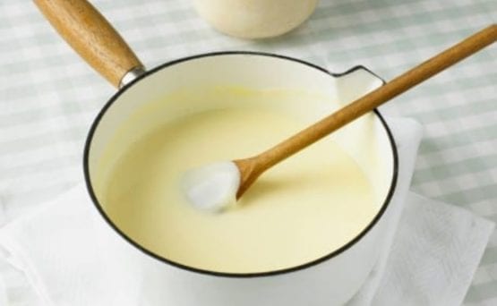 10 receitas de creme branco doce para sobremesas delicadíssimas