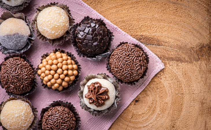 70 receitas de docinhos para sua festa ficar uma delícia