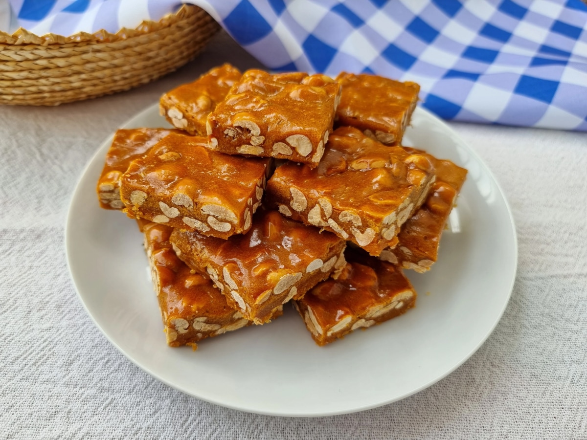 Pé-de-Moleque Clássico Crocante de Amendoim - Receitas Práticas
