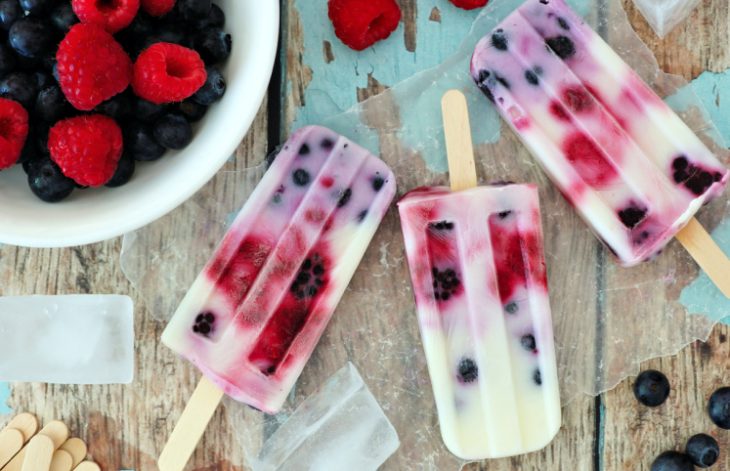 45 receitas de picolé que vão conquistar sua família nos dias quentes