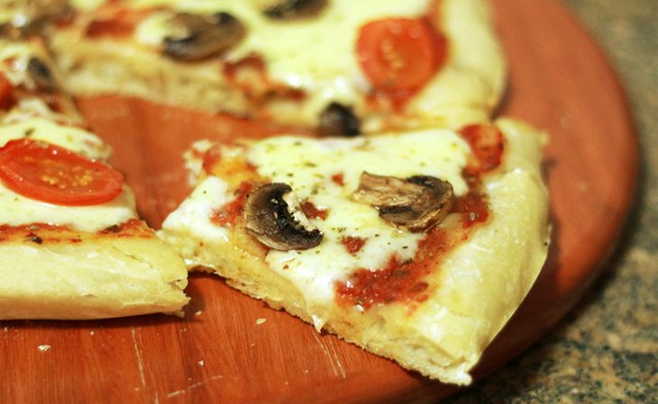 Maria Oliveira: 8 receitas de pizza pan que vão colocar qualquer ...