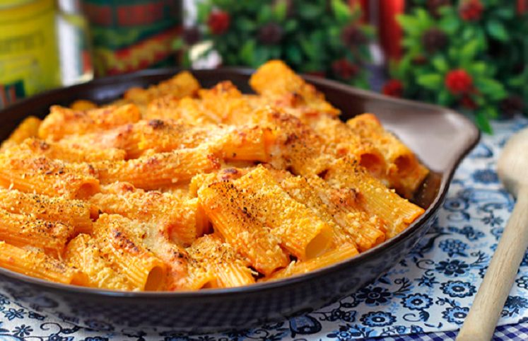 13 receitas de rigatoni para provar uma massa romana em casa