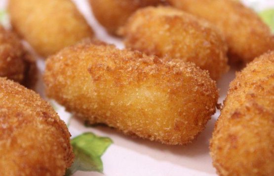 75 receitas de salgados para festas deliciosos para fazer em casa