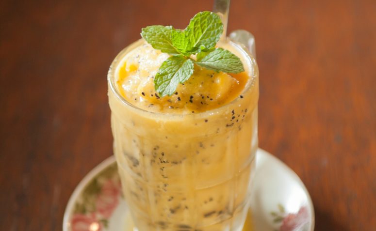9 receitas de suco de graviola cheias de sabor e nutrientes