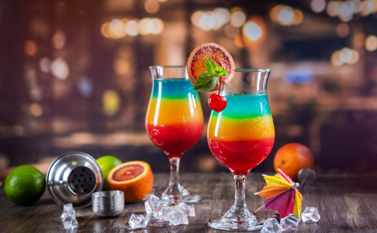 7 receitas de tchay para preparar esse drink supercolorido