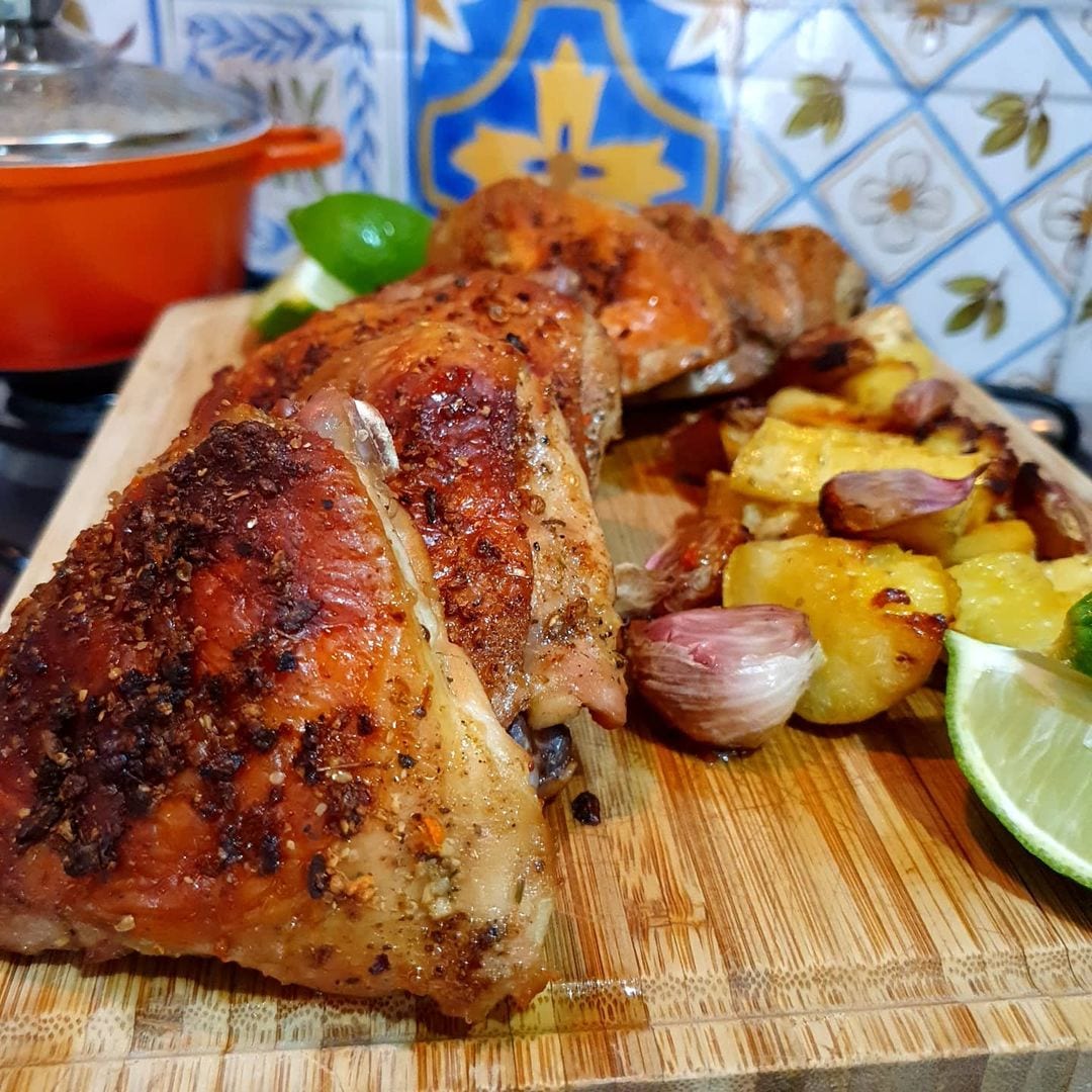 Sobrecoxa assada fácil