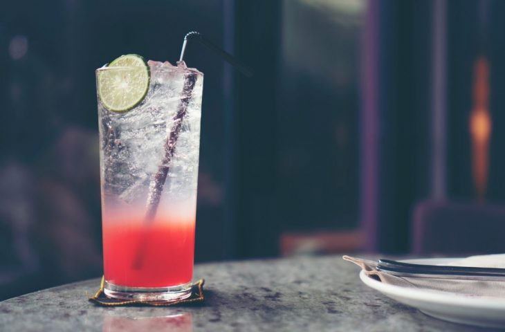 10 receitas de soda italiana refrescantes para fazer em casa