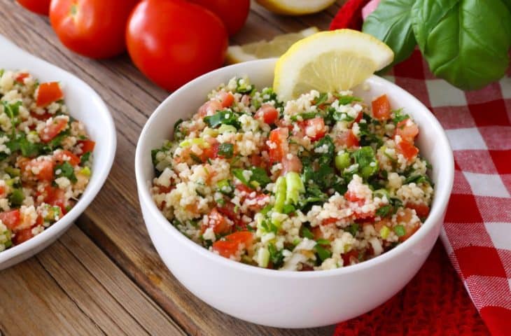 45 receitas de comida árabe para viajar apenas com o paladar